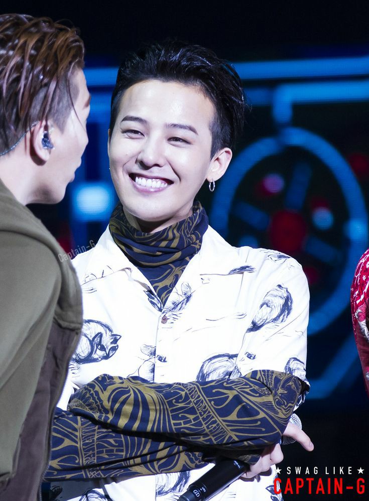 G Dragon Smile 2022