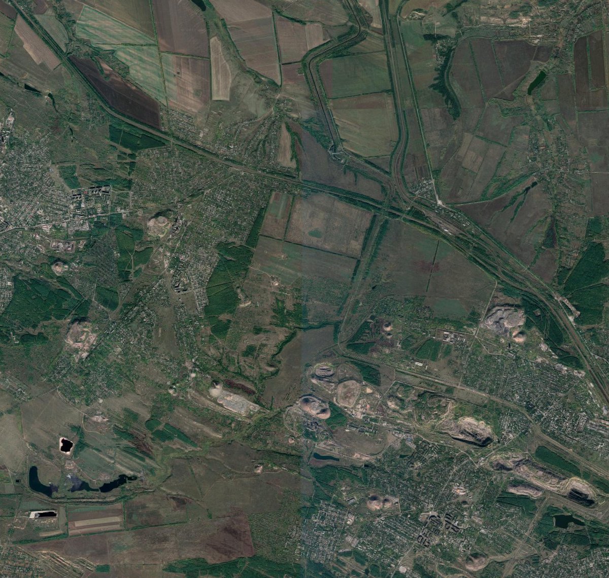 What about Toretsk? The city is at the age of Horlivka hill and leads ...