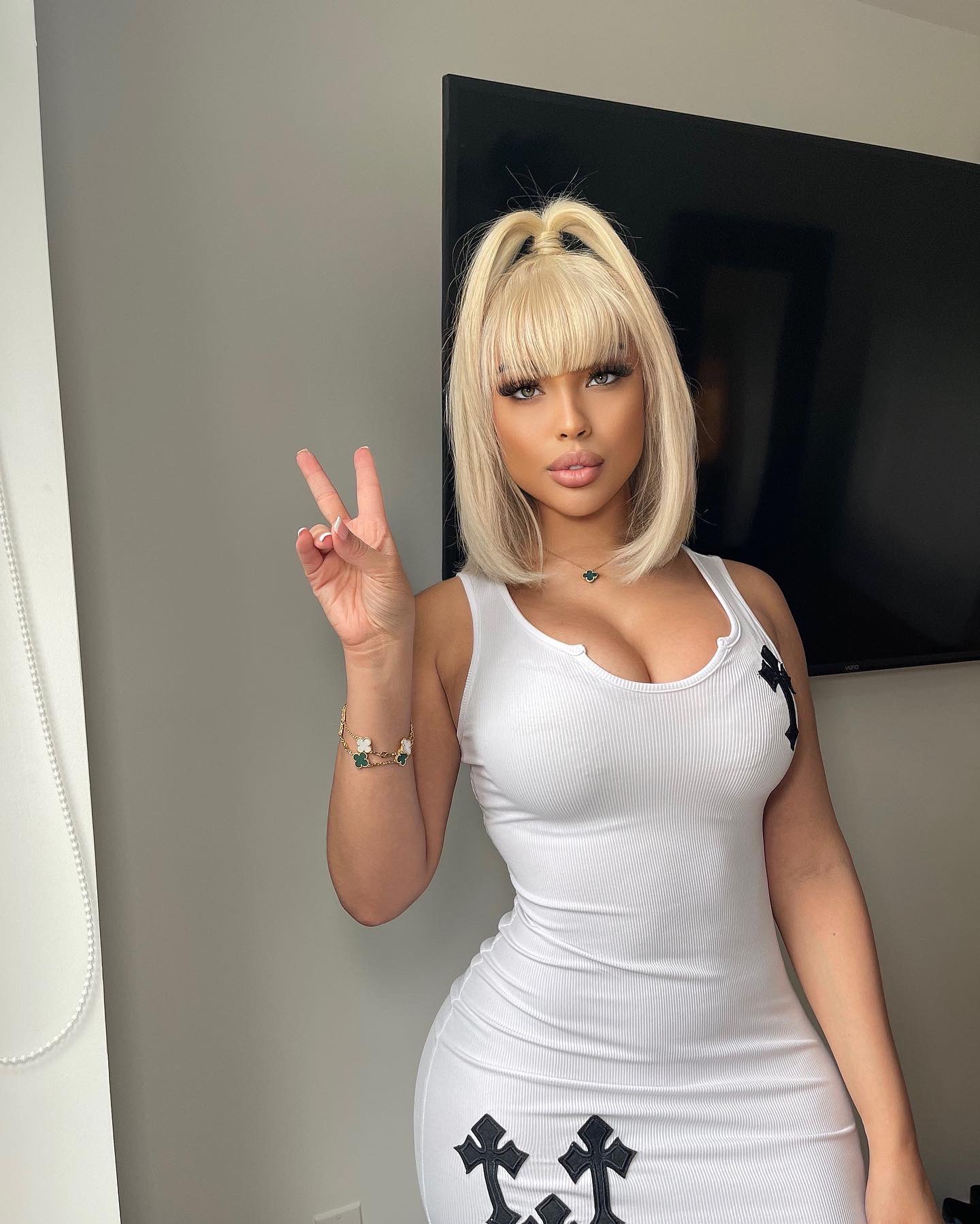 TW Pornstars - 1 pic. D Skye💎. Twitter. Tryna be ya baby and freak ️‍🔥😵‍💫. 9:49 PM - 17 Aug 2022