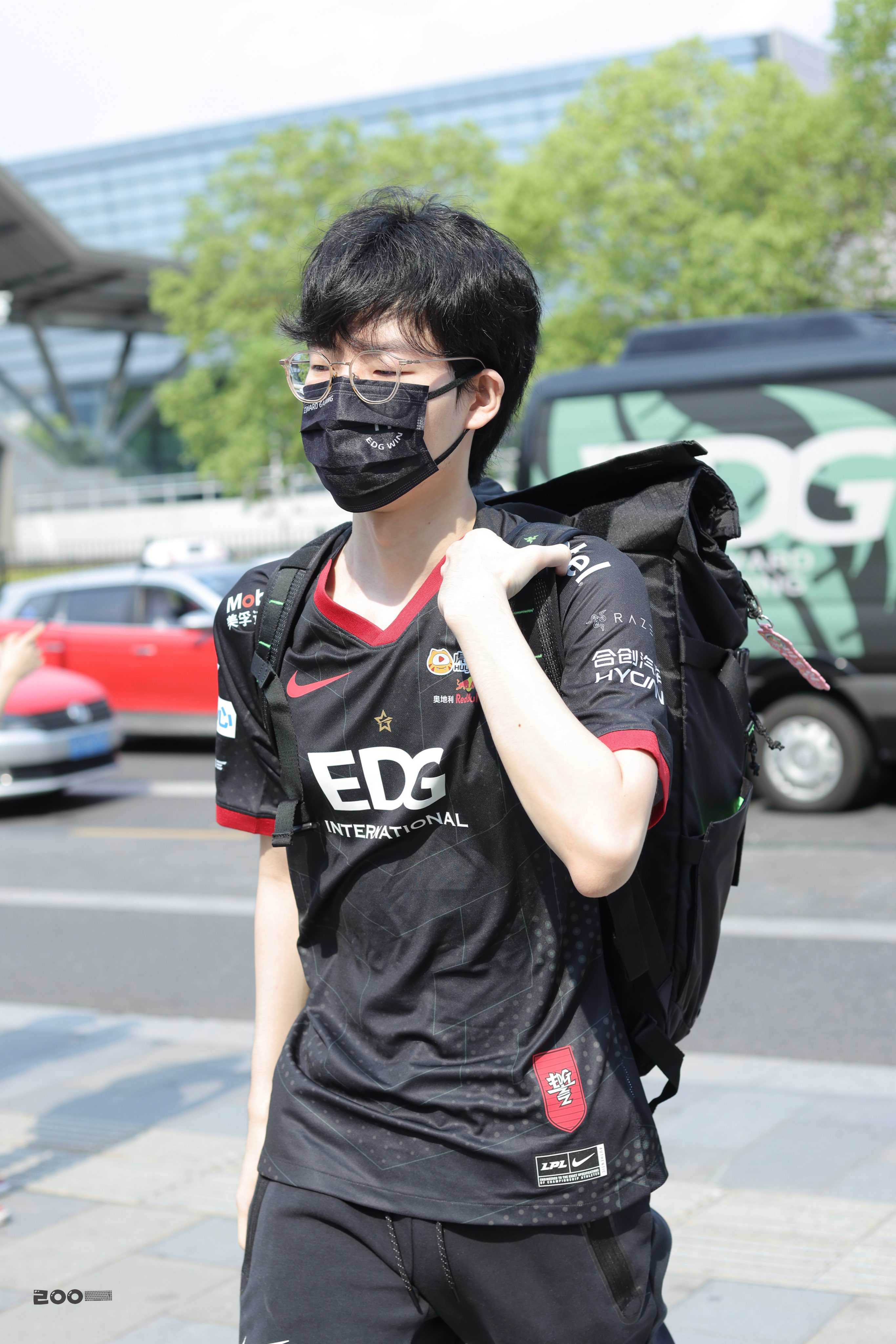ㄹㅇㅇ on Twitter: "220818 EDG vs. FPX 오랜만이에요!! 오늘 화이팅!! #바이퍼 #Viper #박도현 https://t.co/4AAO3ESOkv ...