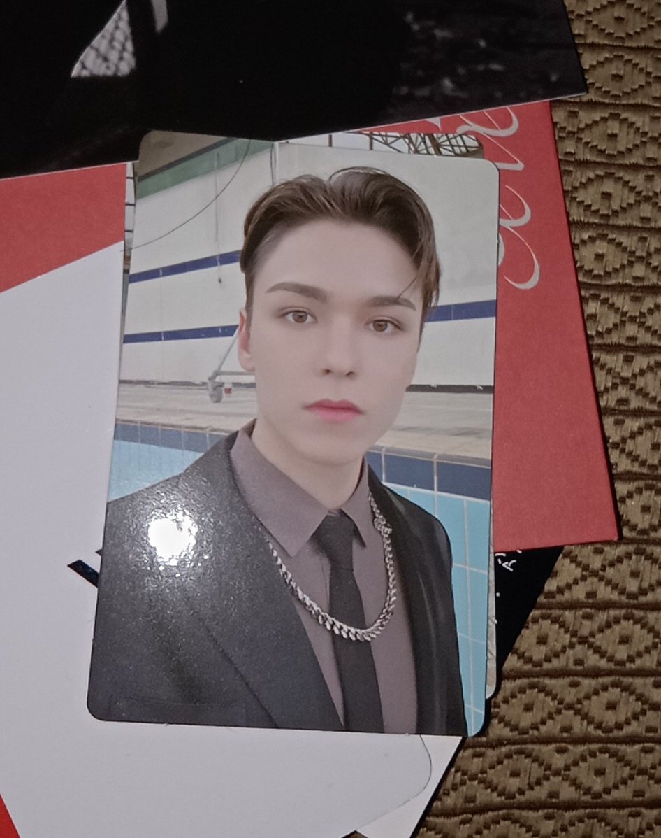 Aunayjh Merch || BNS ACC on Twitter: "WTS/LFB Vernon Hansol and The 8 Minghao official photocard ...