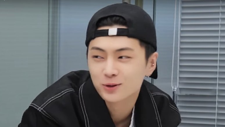 jayke on Twitter: "jayke in snapback, they are so attractive 😩"