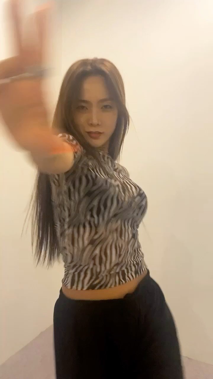 애옹 On Twitter 그녀가 선택한 릴스 썸네일 기여우 Eihztfbwx6 Twitter