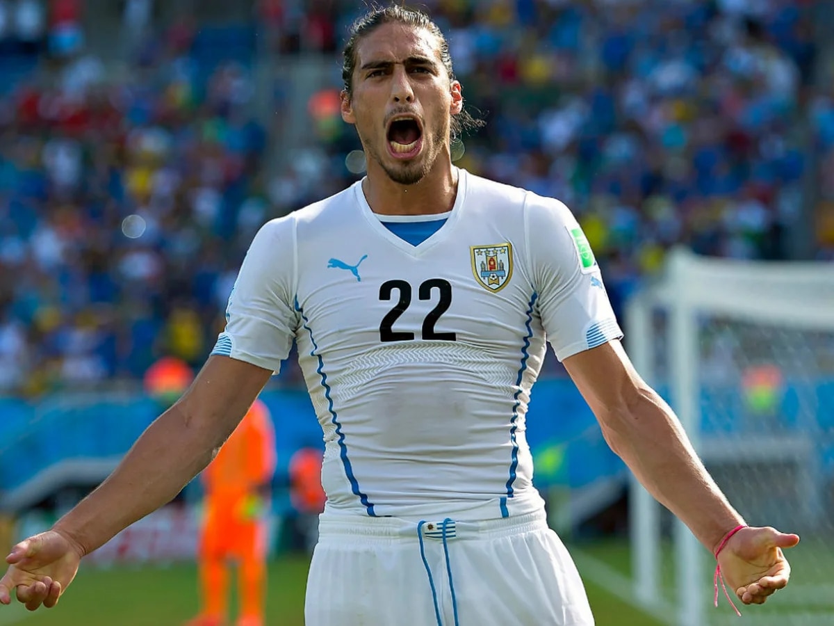 [Gonzalo Ronchi] Martin Caceres reached an agreement in principle with ...