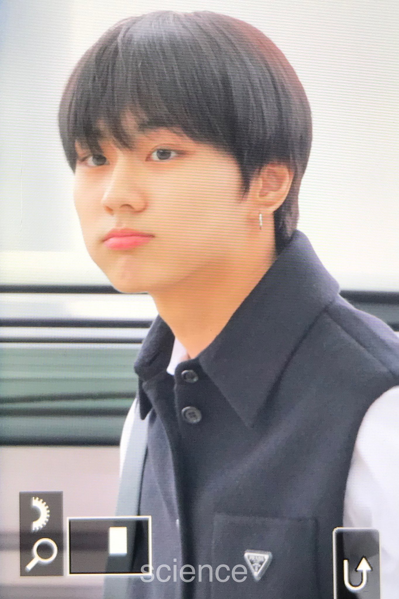 ENHYPEN FANSITE on Twitter: "[PREVIEW] 220819 Jungwon – ICN Incheon Airport (Departure) cr ...