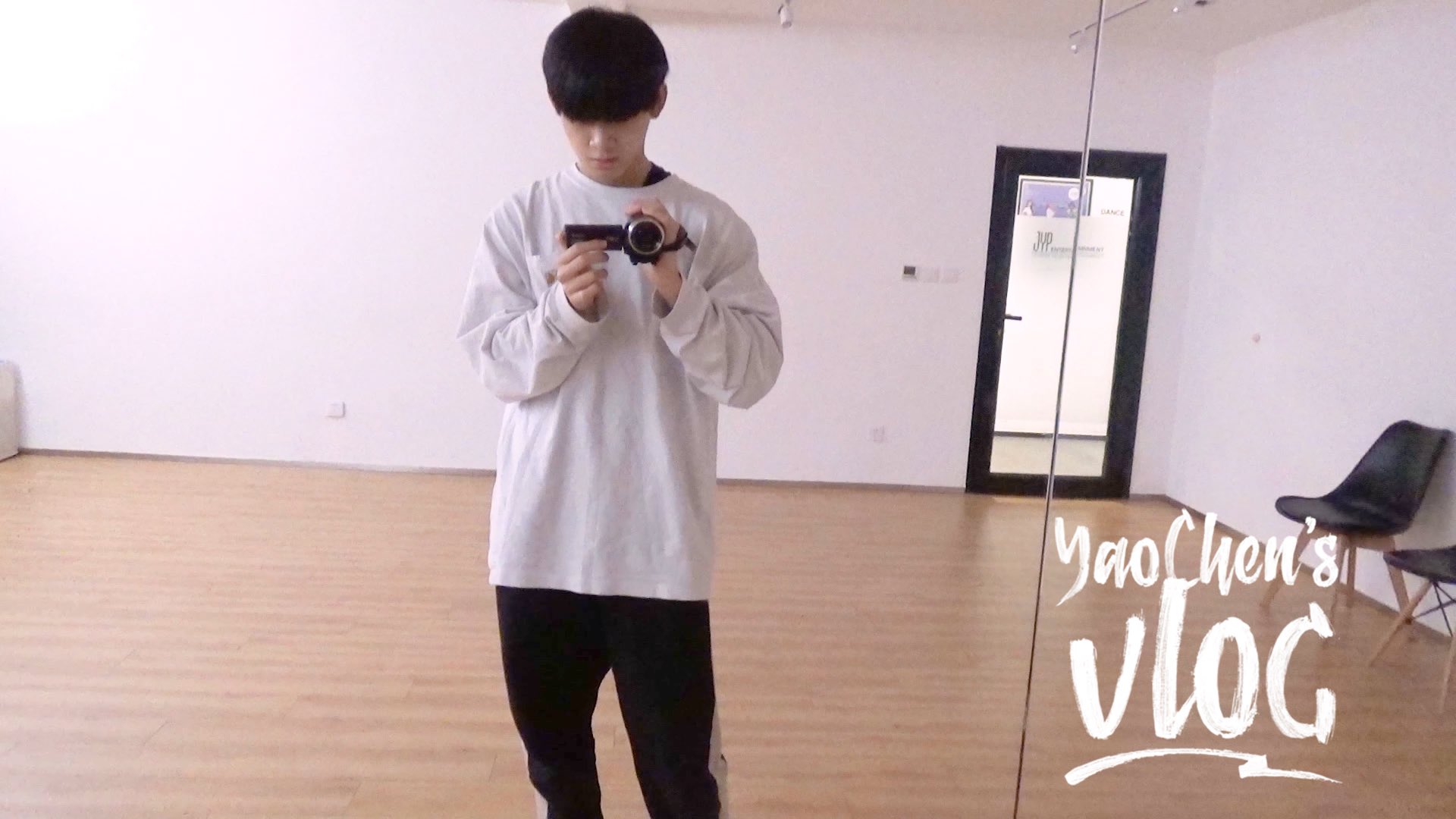YAOCHEN_OFFICIAL on Twitter: "「YAOCHEN'S VLOG」📹 EP00 ：Dance cover ‘Turn it up’ 🔗：https://t.co ...