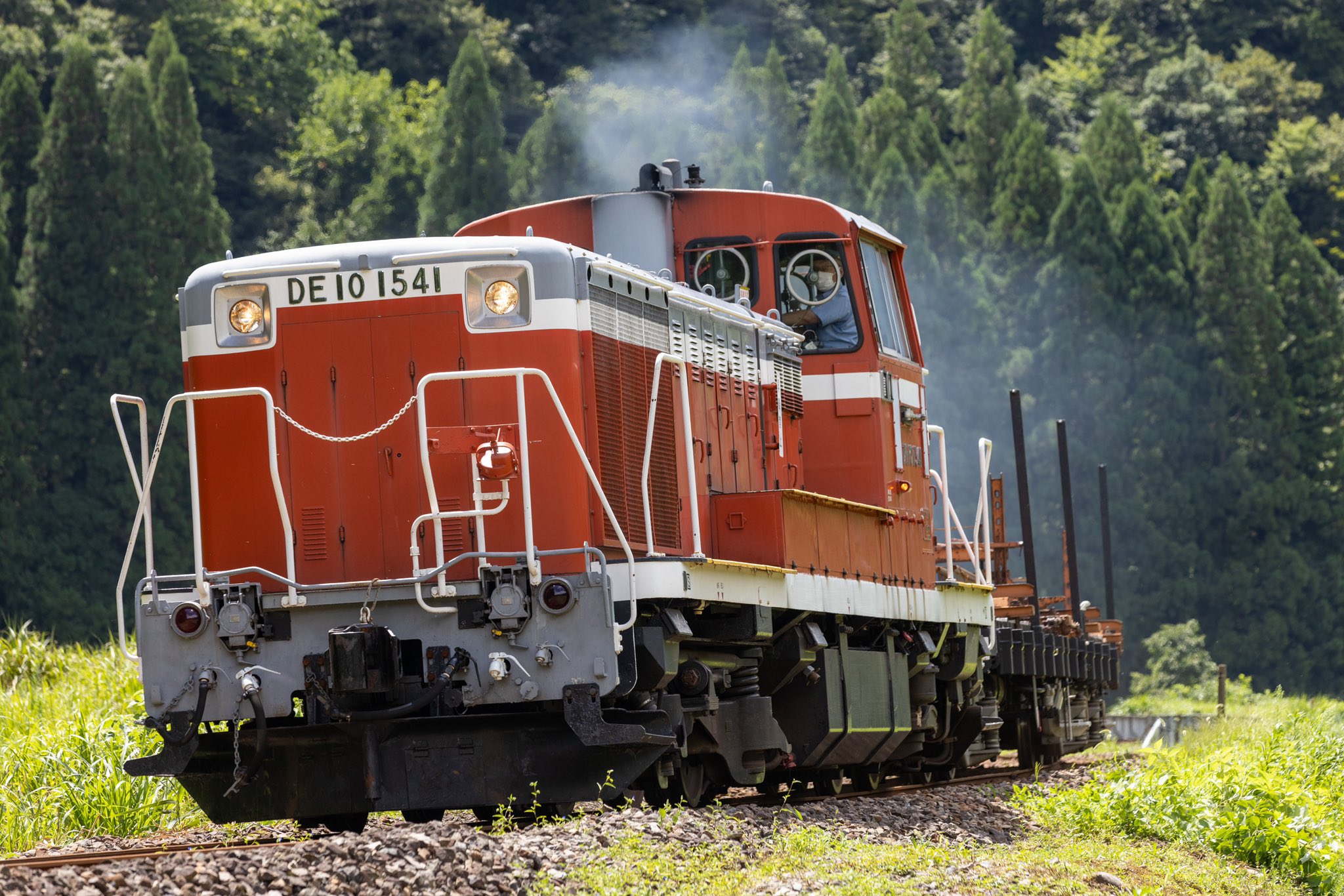 もょもと@7/8 京セラドーム on Twitter: "22.8.19 工9371レ 越前大野工臨 DE10-1541+チキ2B 1.美山ー越前薬師間 2.市波ー小和清水間 緑溢れる越美北線 ...