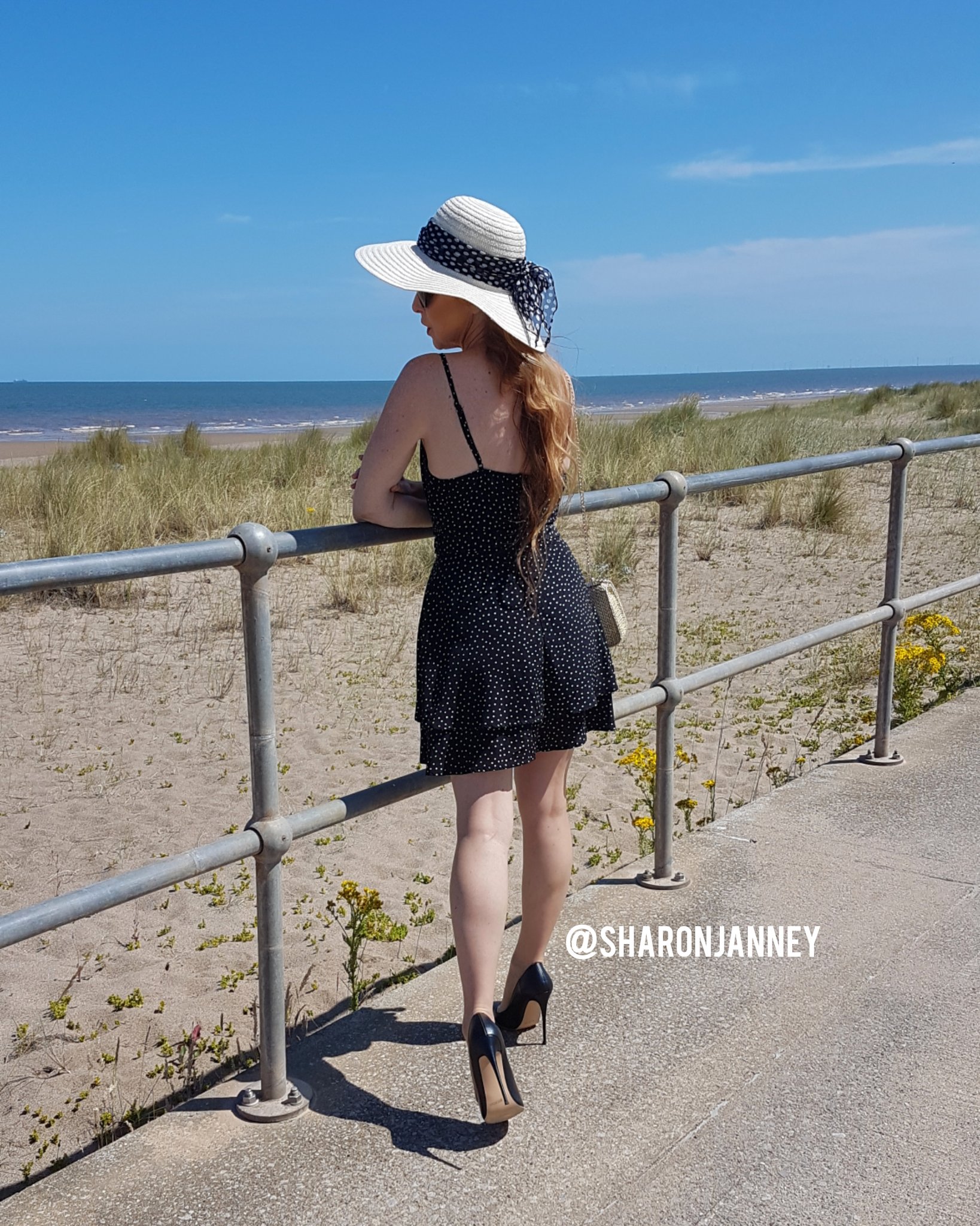 TW Pornstars - Sharon Janney. Twitter. 40 off new outdoor 50 %off bundles on main. L!nk above👄 ...