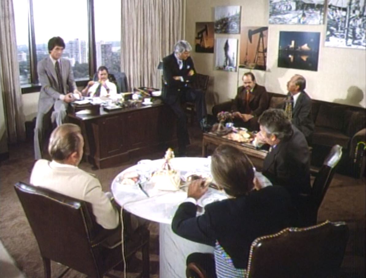 1\ WHAT RON DESANTIS COULD LEARN ABOUT POLITICS FROM WATCHING THE TV ...