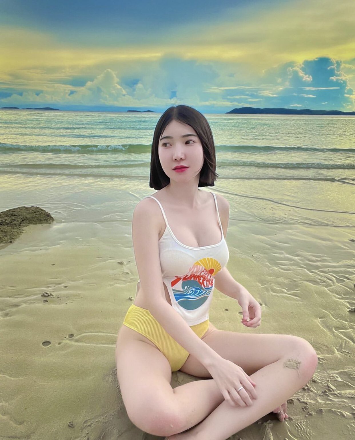 Niranam DanDum on Twitter: "ดูก็พอนะ อย่าซูมเชียวล่ะ https://t.co/Mq51O7VvgK" / Twitter