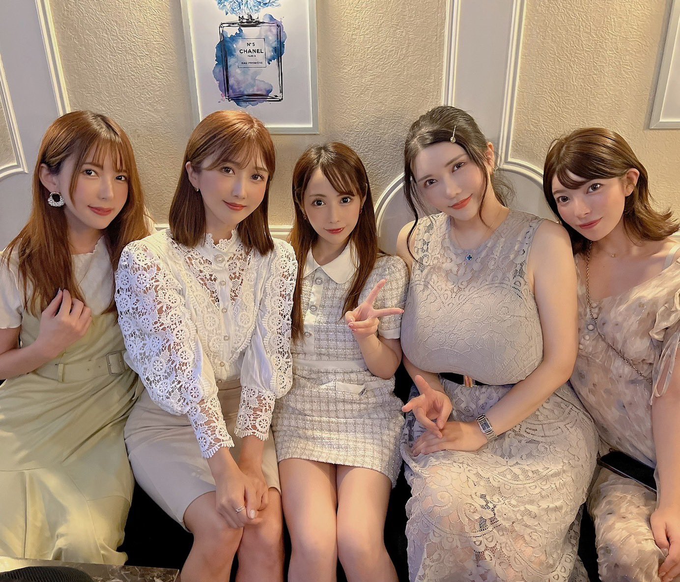 cafe＆bar ARUE 新宿⚠️8/21カジさんゲスト on Twitter: "みんながARUE遊び来てくれた☺️💓 https://t.co/dAiHLq22JN" / Twitter