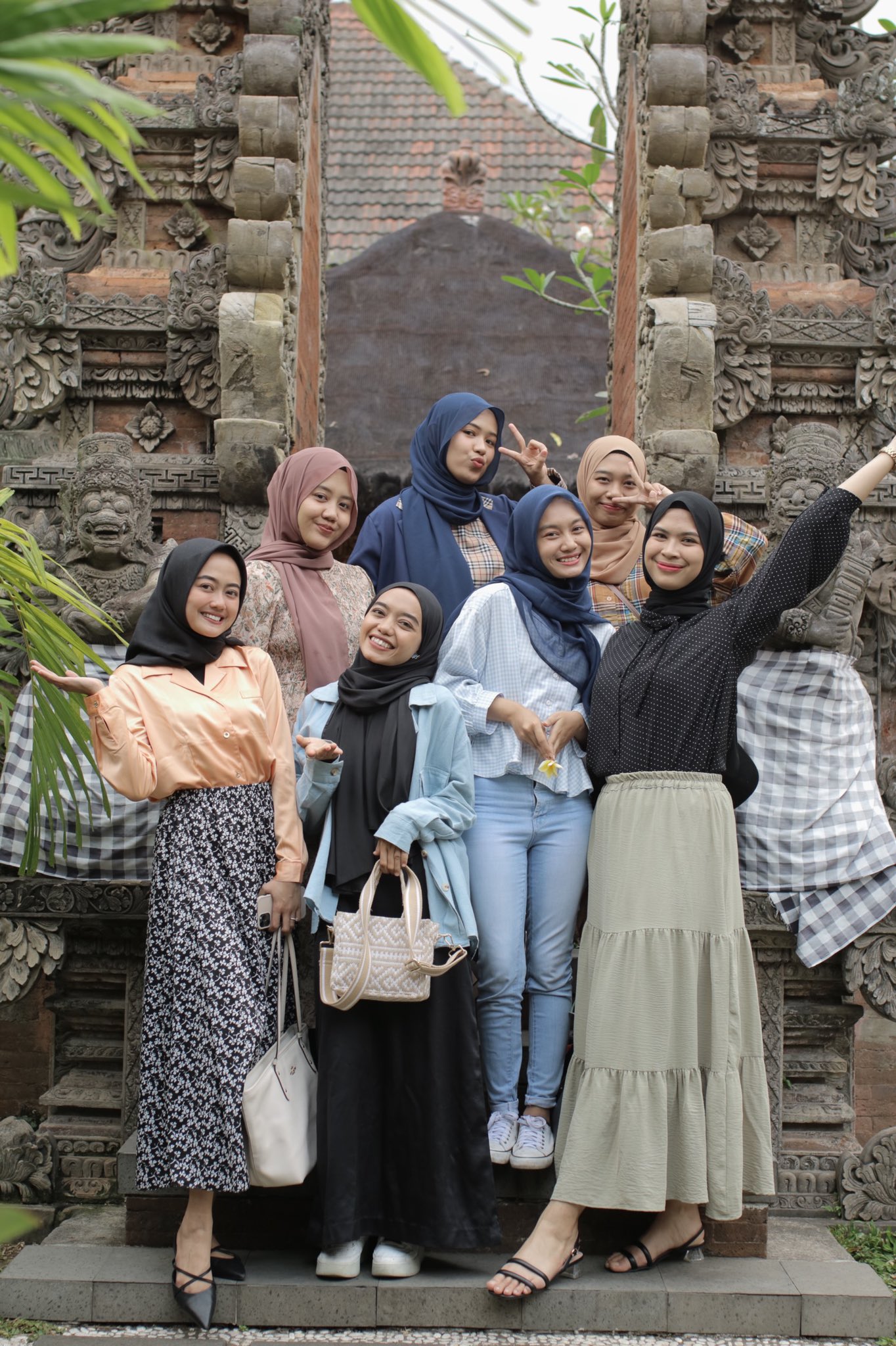 RUBI Community on Twitter: "☀️YUK KENALAN SAMA RUBI COMMUNITY AMBASSADORS☀️ —a thread Jangan ...