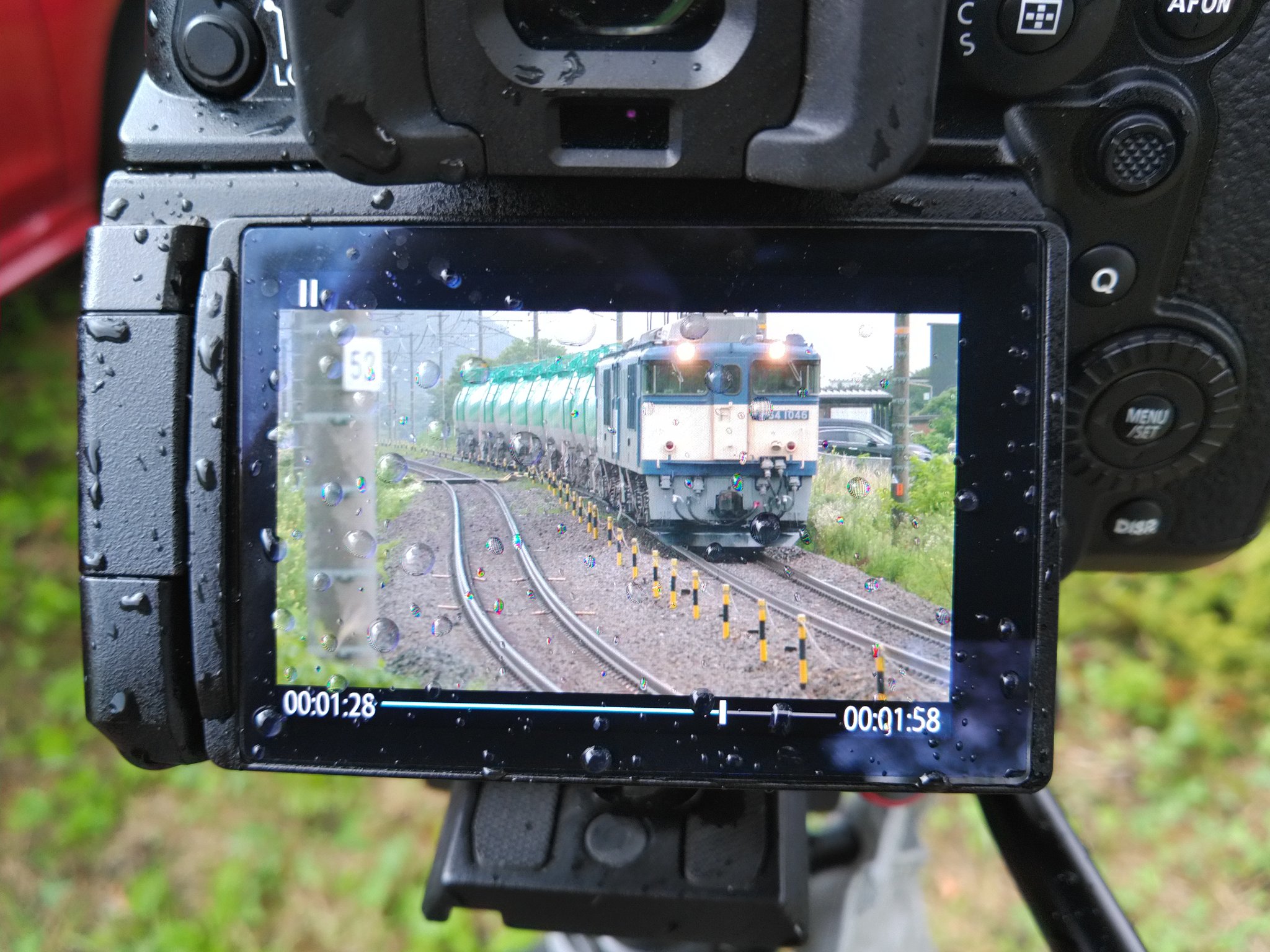 STUDIO_TARAS on Twitter: "撮れました～👍️ 撤収‼️😄 #EF64 #lumixGH6 #GH6 https://t.co/NPScj7MQhv" / Twitter