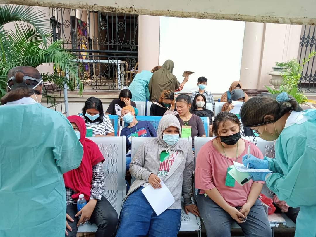 ABS-CBN News on Twitter: "TINGNAN: Aabot sa 29 ang sugatan matapos magkaroon ng stampede sa ...