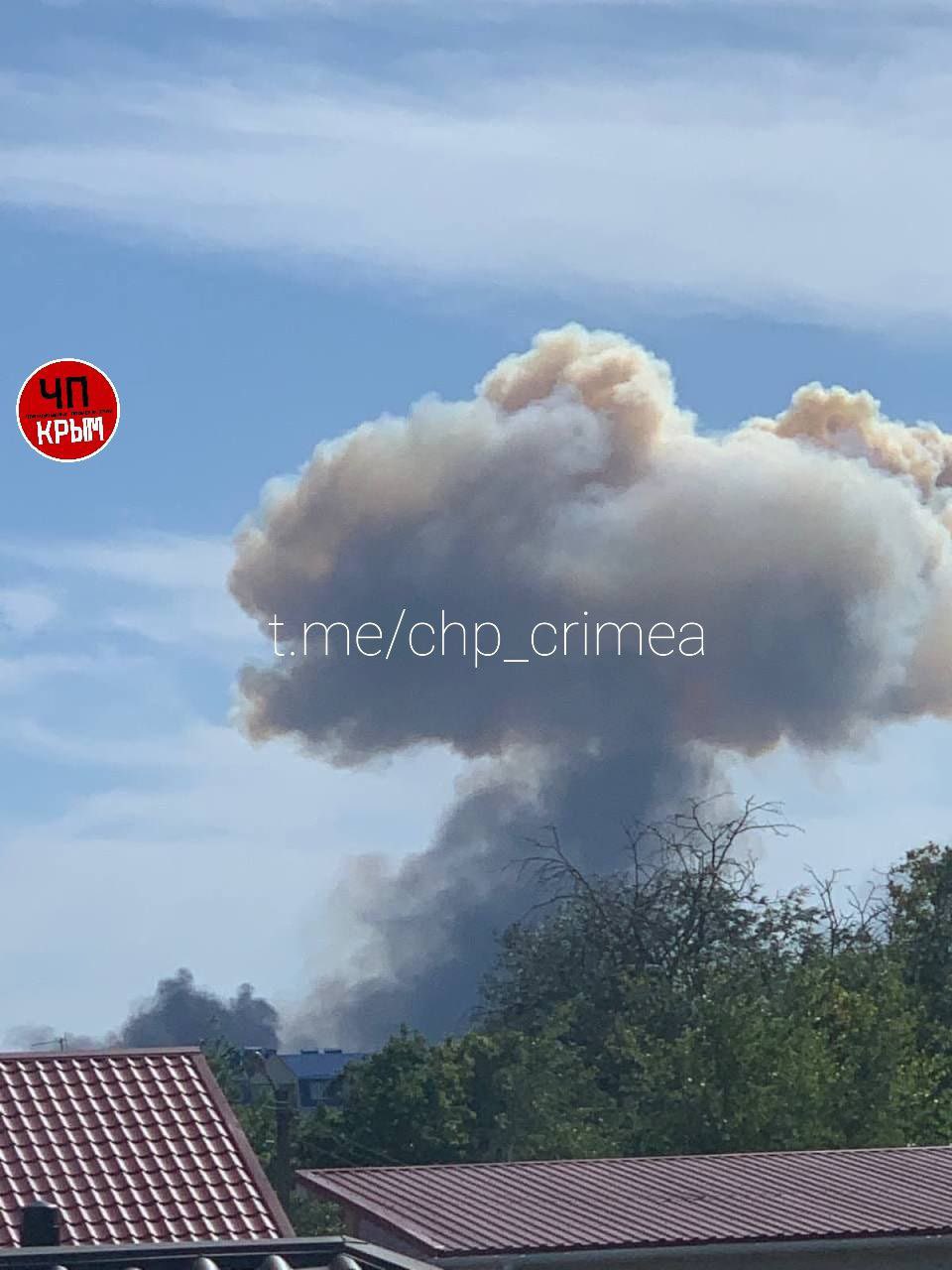 ⚡️Спутник News АТО 🇺🇦 on Twitter: "Бахчисарай 3 взрыва, дым над ...