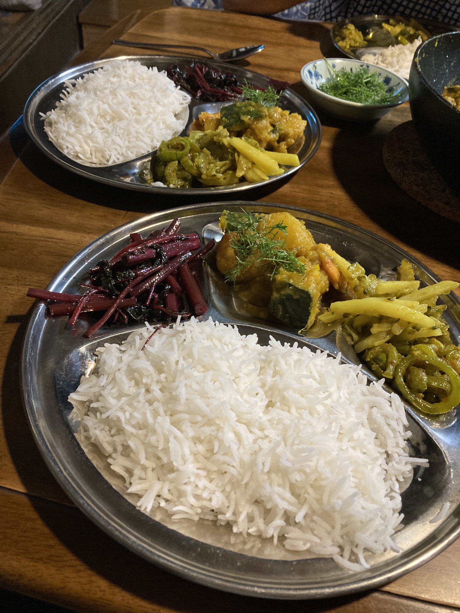 tanaka hideki on Twitter: "お客さんの予約あってカレー作ってたんだけど来てない。家族だけで食べてしまおう。 https://t.co/naCfyu5cYe ...