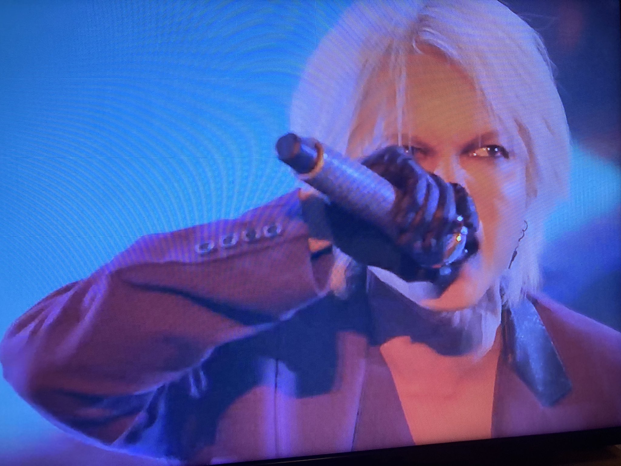 ふざけんじ on Twitter: "え、待って。HYDEバチくそカッコいいんだけど無理。(ギャル) https://t.co/s8wsLBzcl6" / Twitter