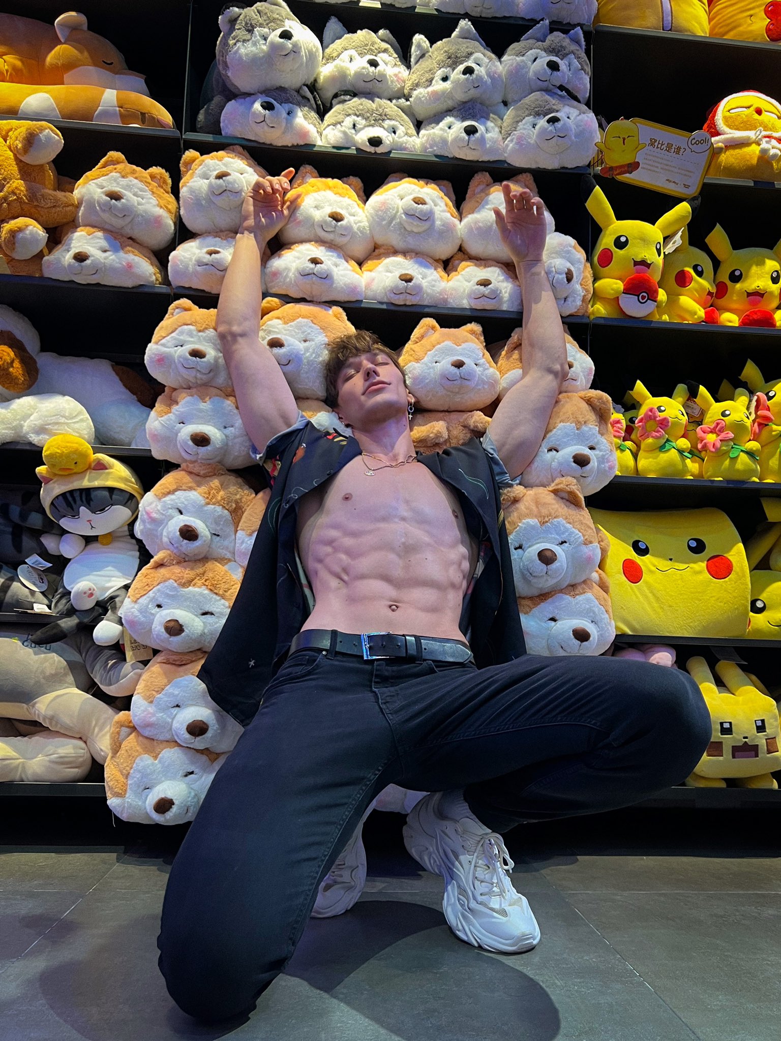 TW Pornstars - 3 pic. Andrii Levchenko. Twitter. I need more plush toy ...