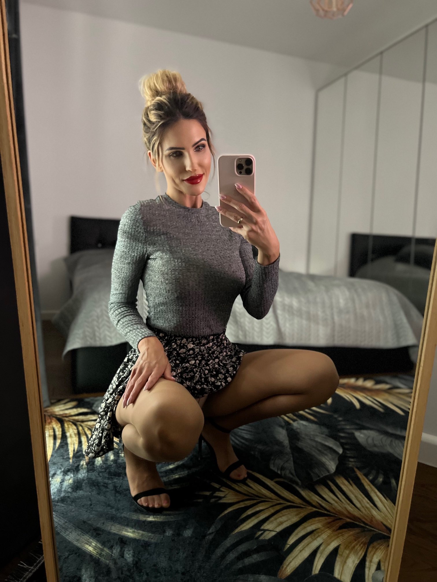 Polishgirl_in_heels on Twitter: "Happy weekend Guys 😘 https://t.co/7c9HfjNqdP" / Twitter