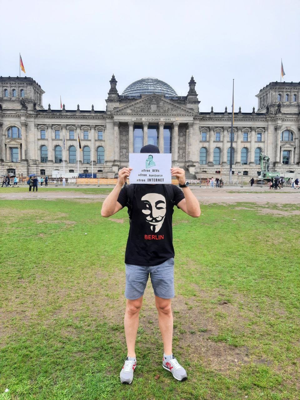 sudo rm -rf --no-preserve-root / on Twitter: "https://t.co/xqTMlEXwK3" / Twitter