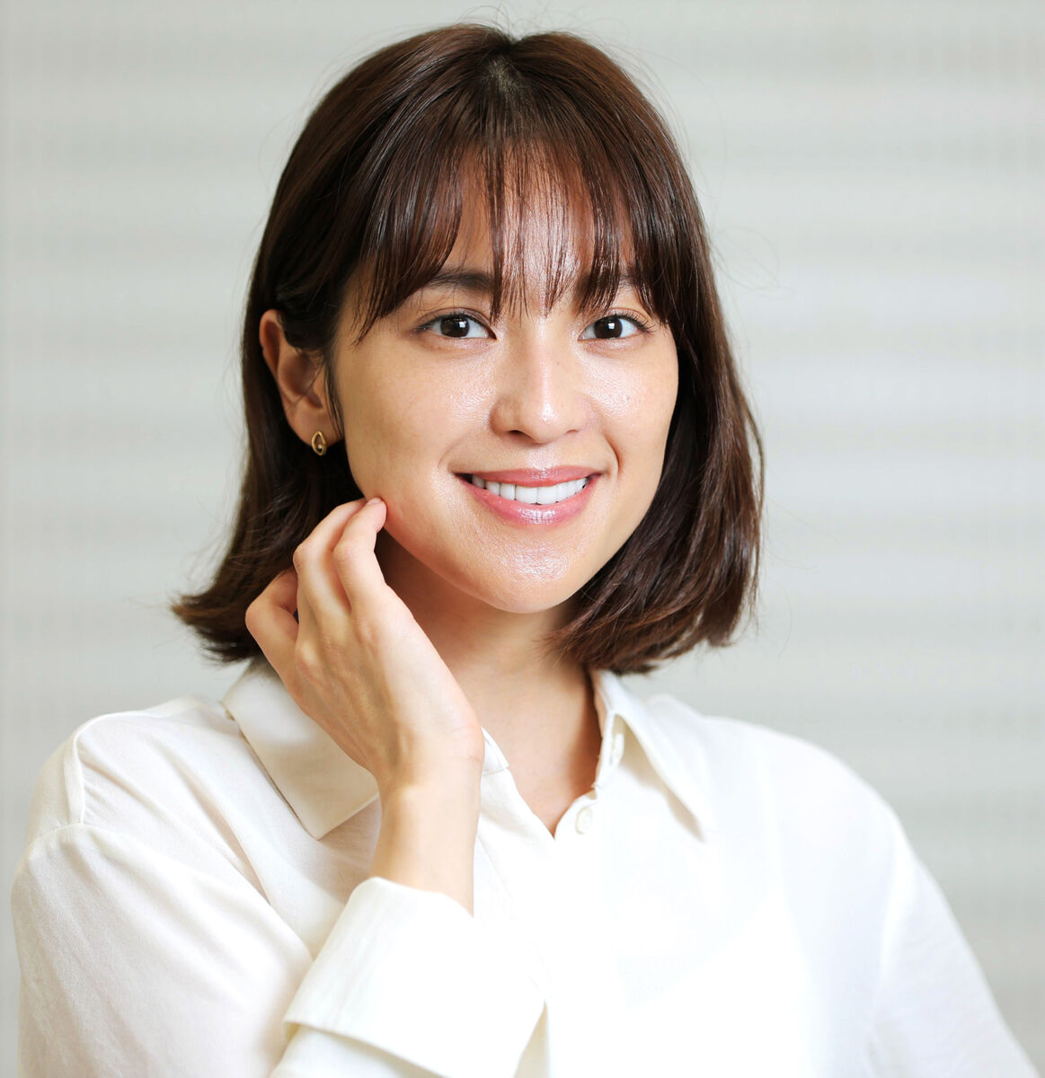 しまみい on Twitter: "RT @SportsHochi: 中村アン 4年ぶり本格ラブストーリーに奮闘、「恋愛っていいな」「前向きになれる作品」 https://hochi.news ...