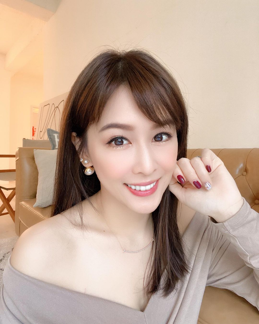 Bella Lee on Twitter: "Newly done nail art, does it match my temperament? https://t.co ...