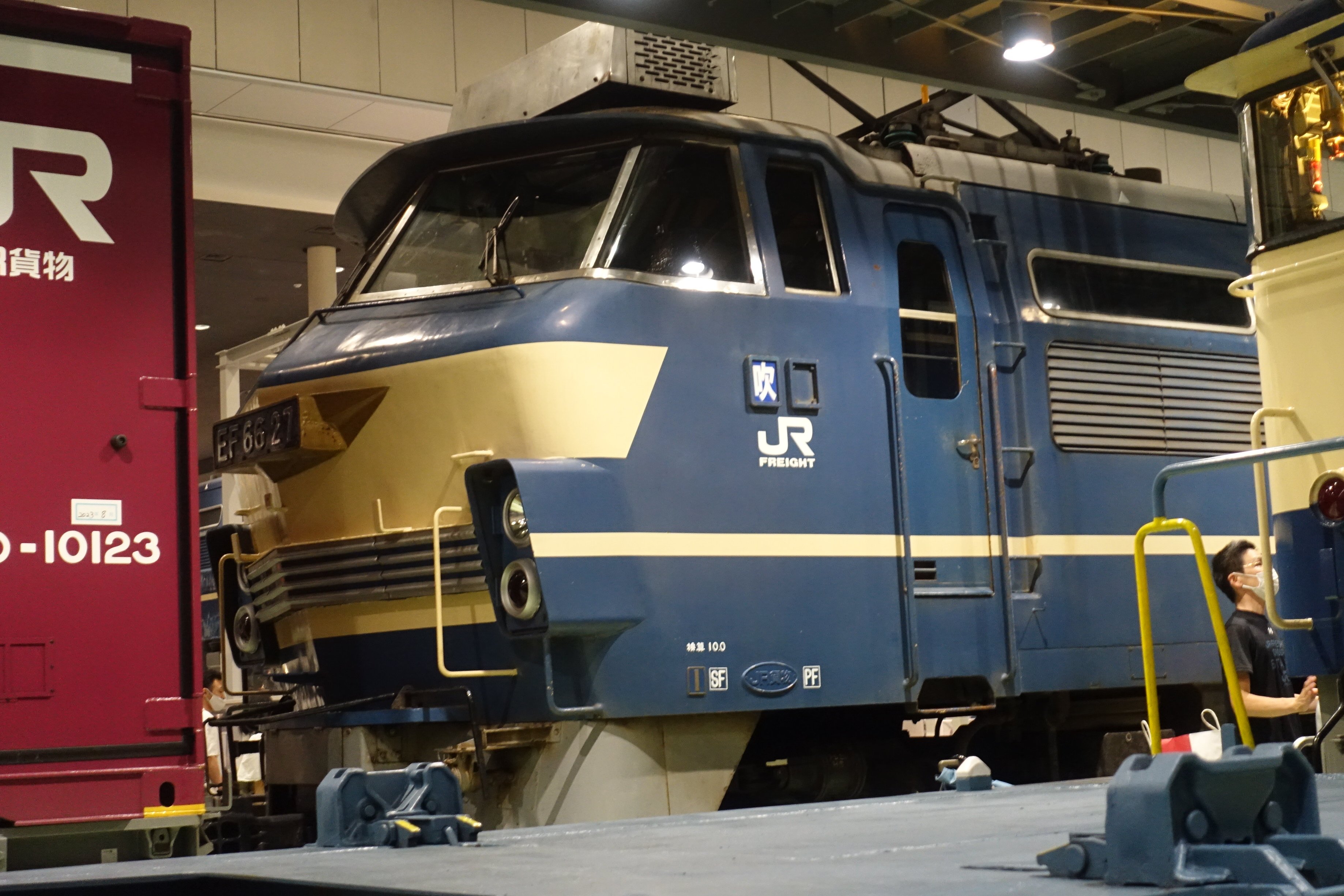 近キト741 on Twitter: "2022/8/20 EF66-27,EF65-2085,コキ107,104京都鉄道博物館展示 (運転台見学) 京都鉄道博物館にて その12 #EF66 ...