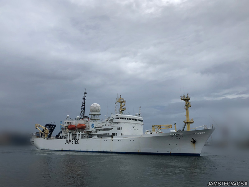 JAMSTEC 海洋研究開発機構 \海と地球の研究所／ on Twitter: "観測の成功と安全を祈り、いってらっしゃい！ #みらい北極航海2022 #ArCS_II"