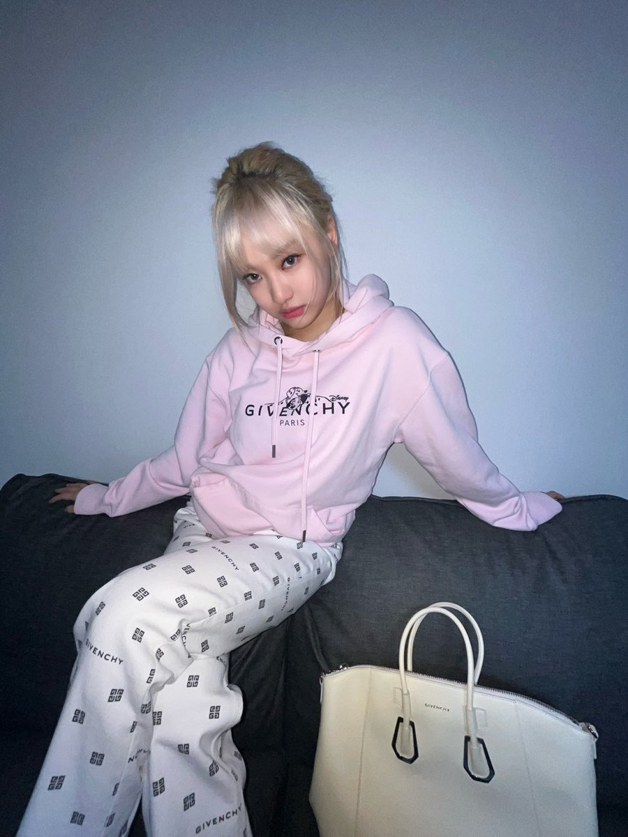 Aespa Charts 👑 Girls On Twitter Rt Aespa Official 광고 Aespa æspa