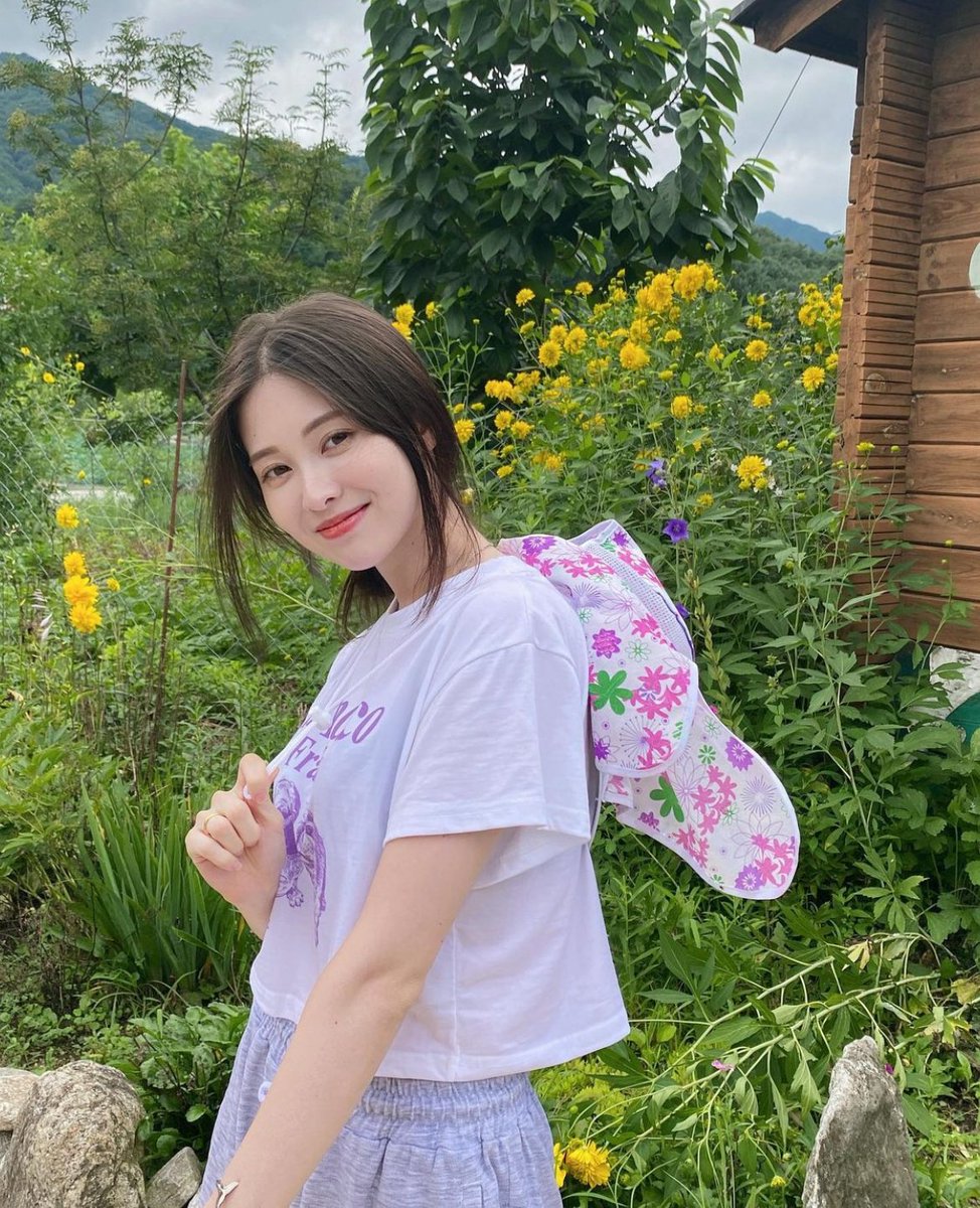 ggpics🍃 on Twitter: "dia ; yebin"