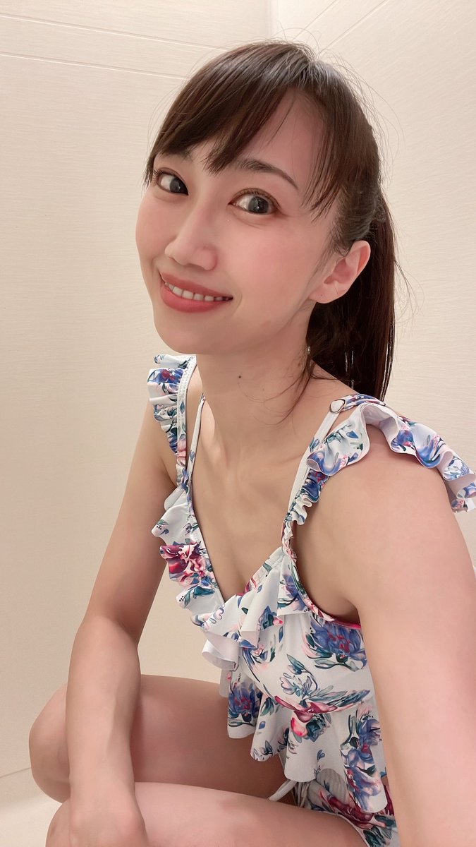 谷川友梨(吉本新喜劇) On Twitter 皆様、おはようございます🙌 今日も一日よろしくお願いします😋🎀 何をってもう言わずもがなですよね🥴💕 新喜劇総選挙 谷川友梨 言わず