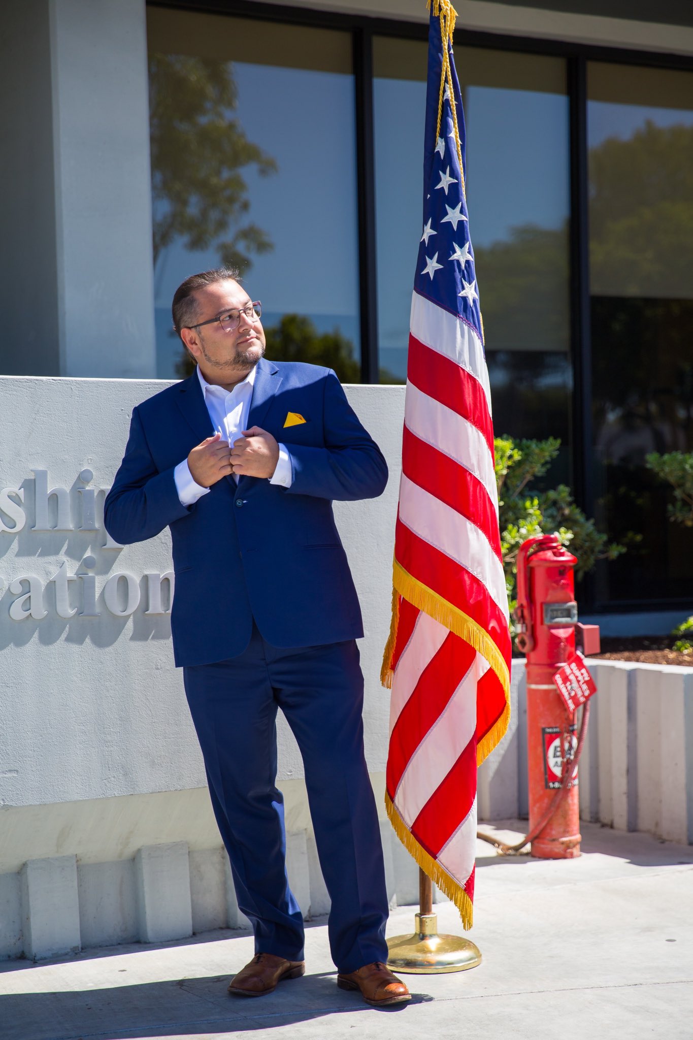 Timur Khorev on Twitter: "Сегодня стал американцем. Эмиграция - путь непростой. Но это в миллион ...