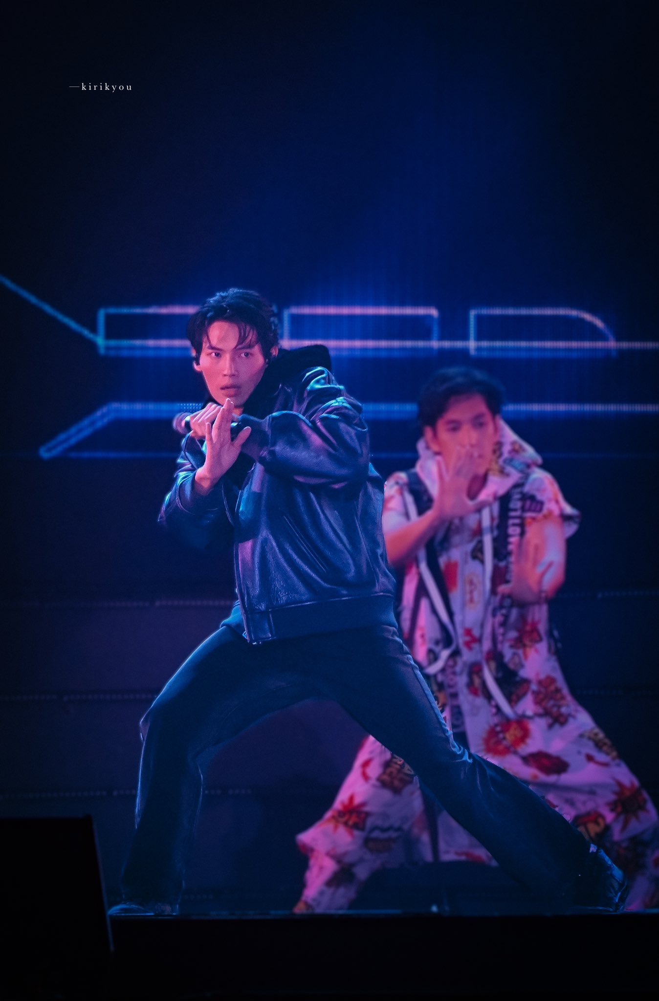 𝐤𝐫𝐤 ft. BrightWin Concert on Twitter: "ไอ่ต้าวของมะมี้เท่ที่สุดเลยคับ #LOLFanFest2022 # ...