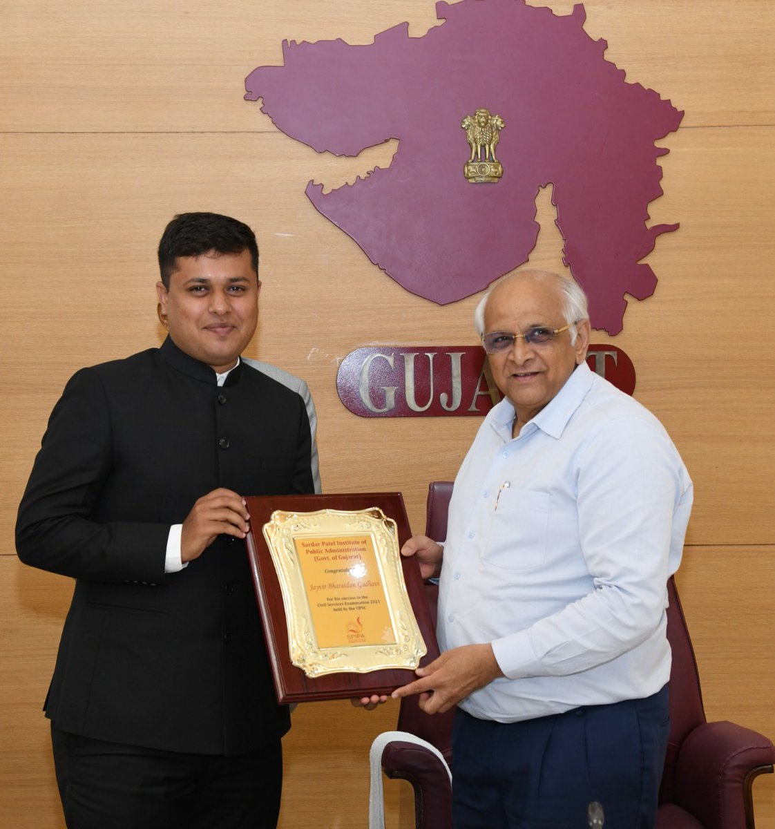 IPS Jayvir Gadhvi on Twitter: IPS Jayvir Gadhvi on Twitter: