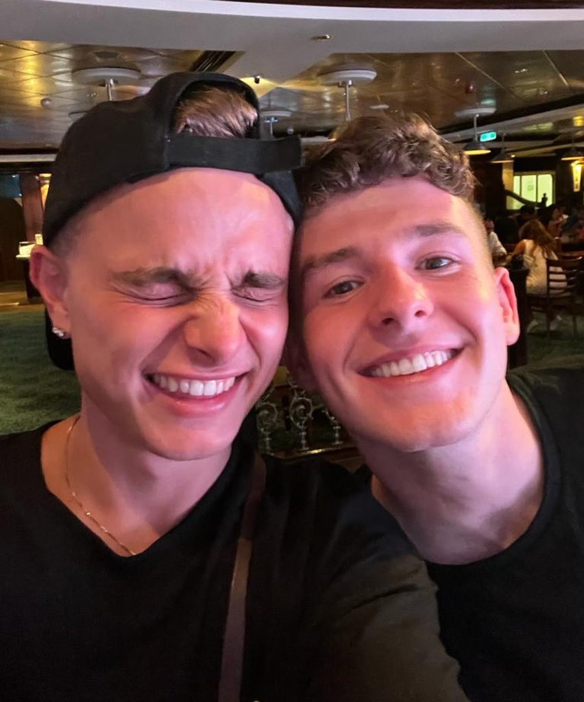 Adam B on Twitter: "New video tonight 🛳🛳🛳 https://t.co/psvUy1fPy3" / Twitter