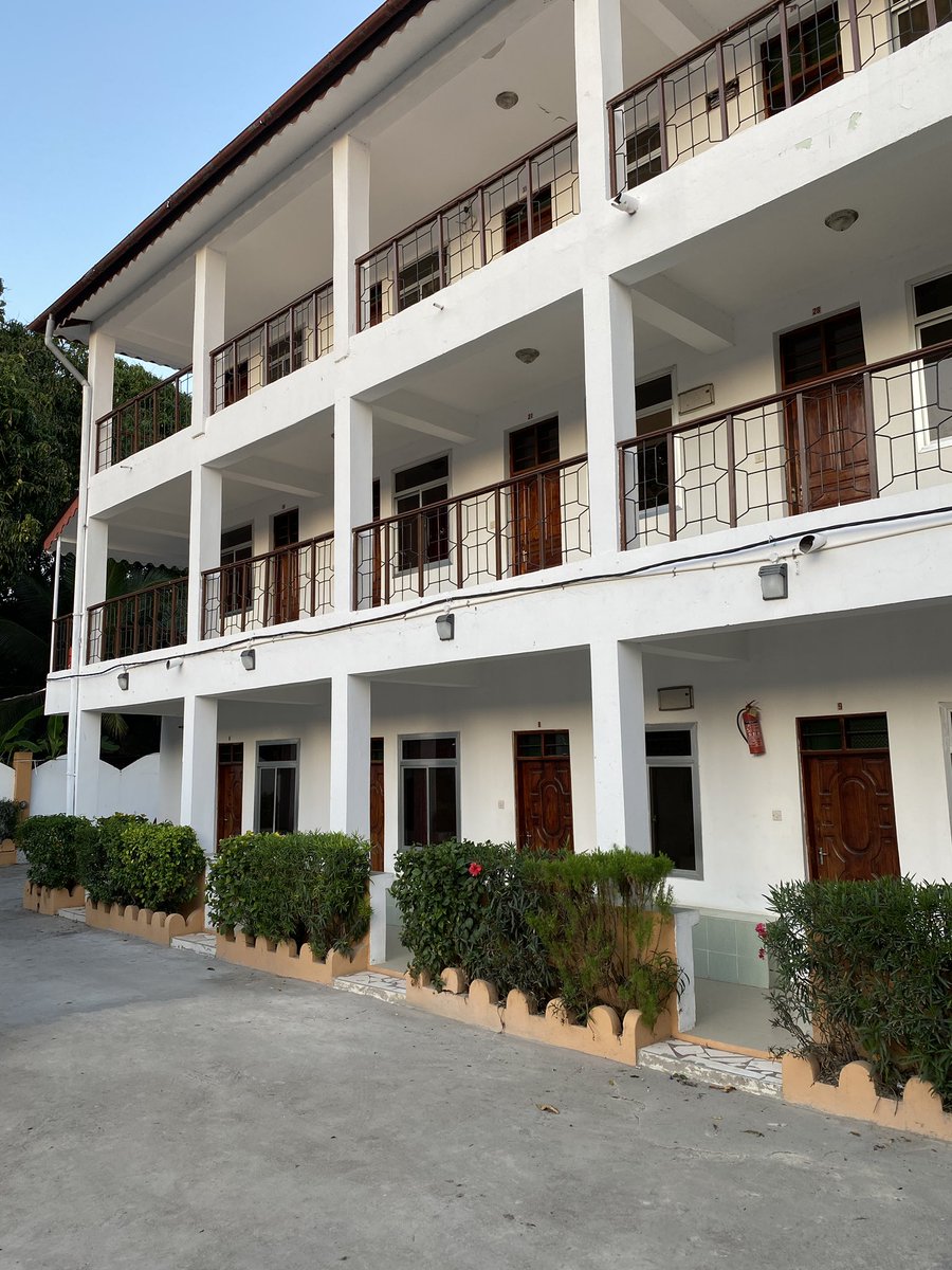 If Zanzibar is in your buckelist but you are on a budget...listen ...