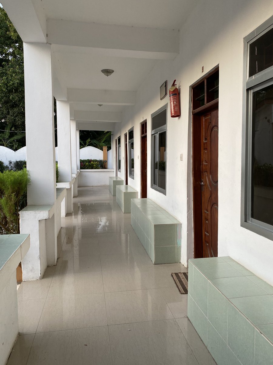 If Zanzibar is in your buckelist but you are on a budget...listen ...