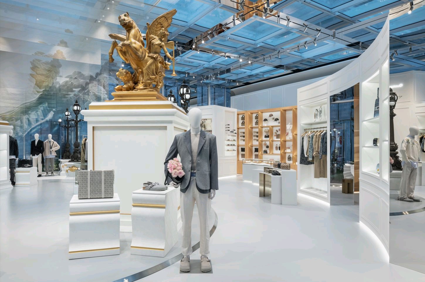 CPP-LUXURY.COM on Twitter: "DIOR Concept Store in Seoul unveils Fall Winter 2022-23 collections ...