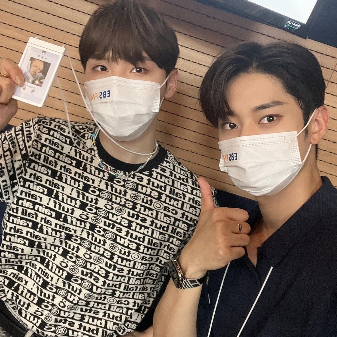 AB6IX INTERNATIONAL on Twitter: "[📸/220821] AB6IX's Listen Radio instagram ㅡ Woong, Donghyun 🔗 ...