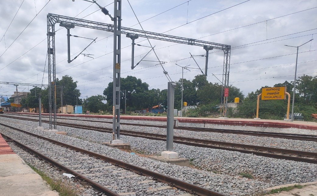 Metro Rail Kolkata on Twitter: "RT @RailMinIndia: Strengthening Rail Infra! The Doubling ...