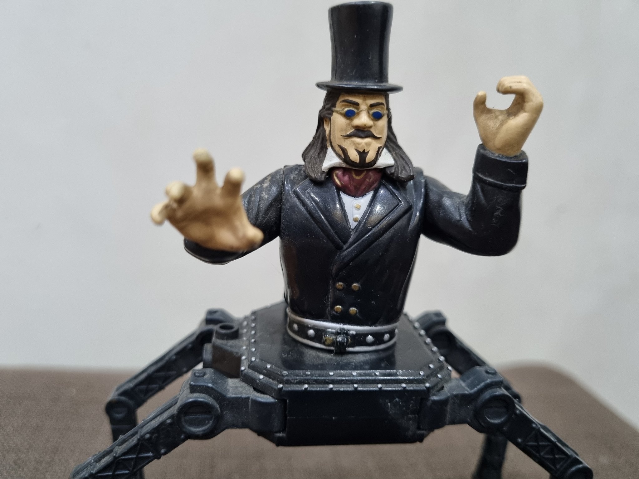 Wild Wild West Loveless Spider