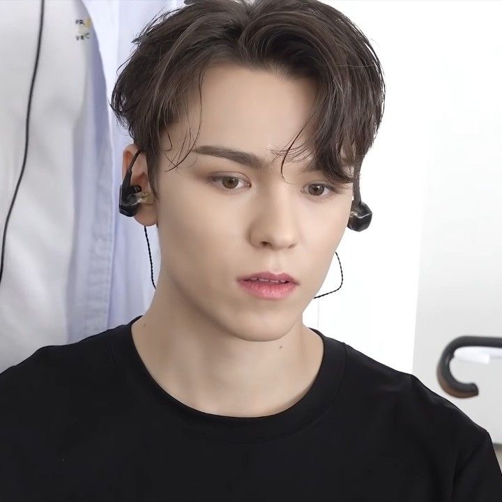May Met Vernon At Bets Seoul π On Twitter Rt Hourlyhvc λ²λ
Ό