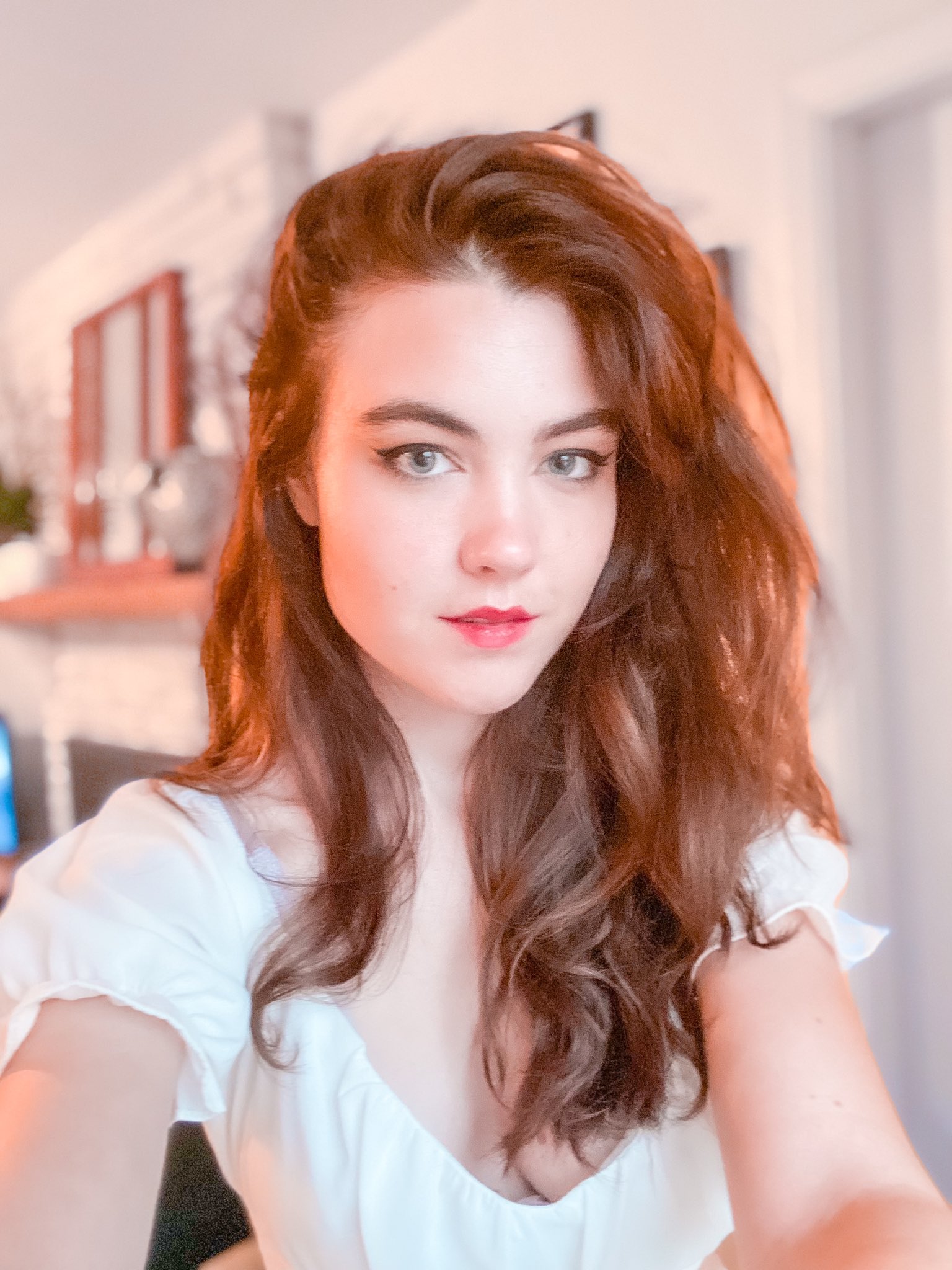 Ginny Di 🌷 she/her on Twitter: "@momo_obrien you're???? a goddess?????" / Twitter