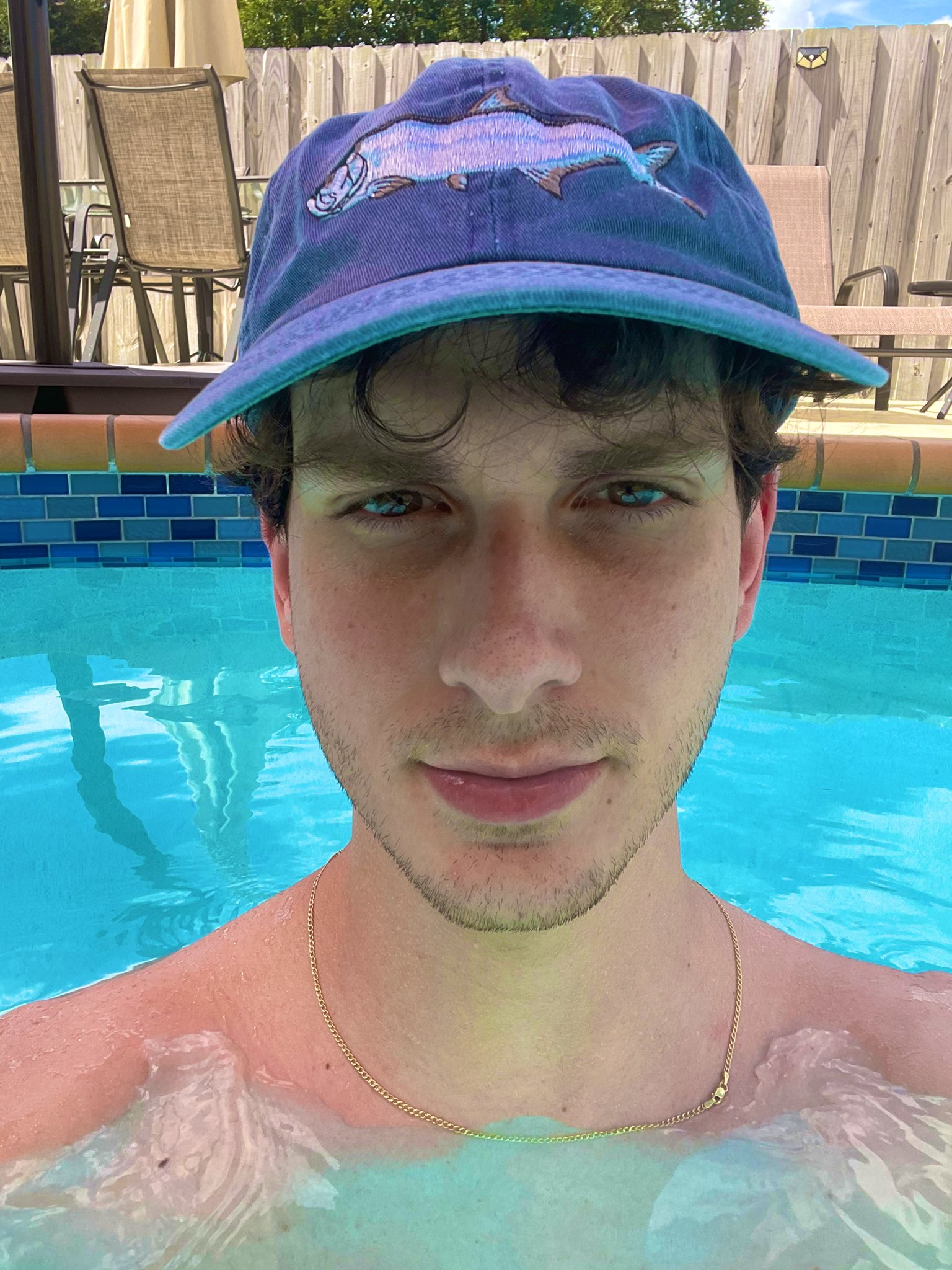 Erick Dota on Twitter: "🔫🐬🪸 https://t.co/jTc5RpsWWK" / Twitter