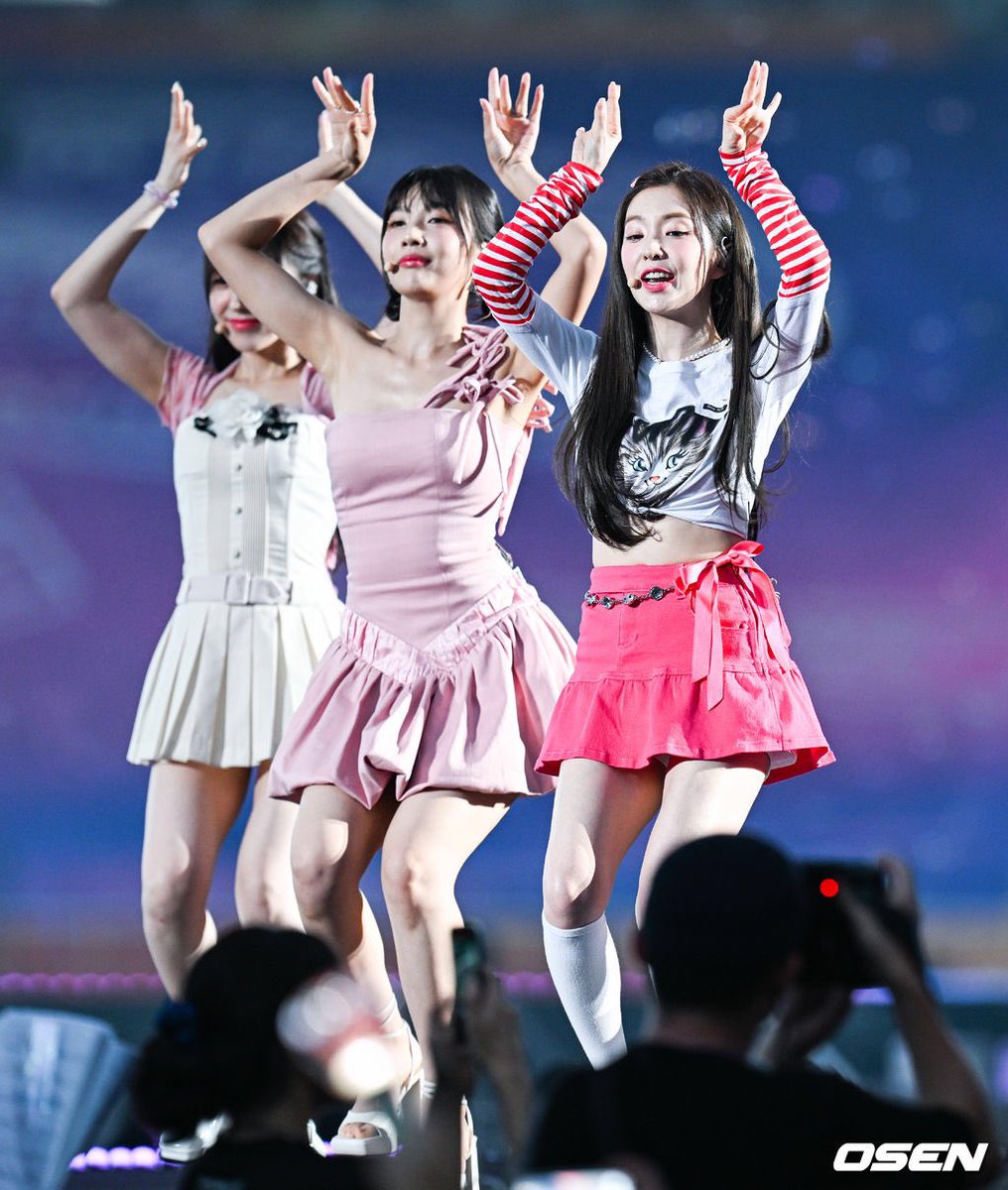 IRENE (아이린) NEWS on Twitter: "[PRESS] 220820 #IRENE ‘SMTOWN LIVE 2022 : SMCU EXPRESS@HUMAN CITY ...