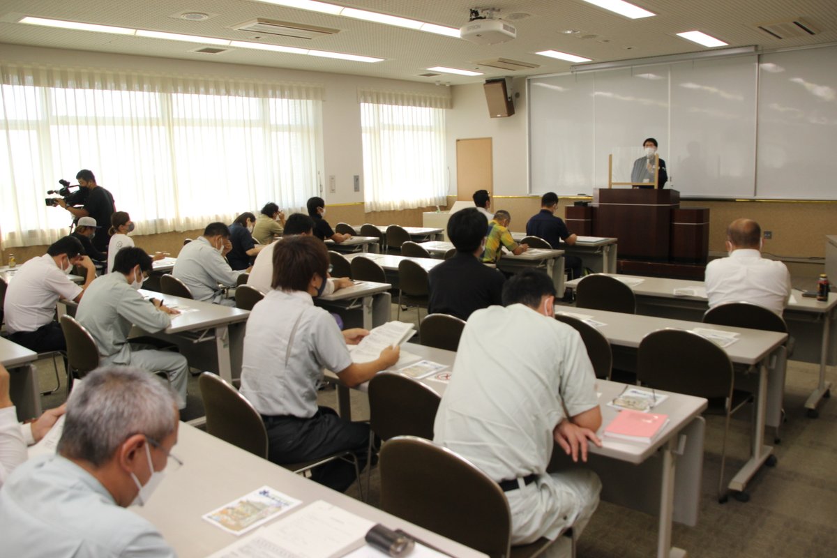 サンデーいわふね(いわふね新聞社) On Twitter 村上市はきょう22日、罹災証明書の発行を前に被災住宅の応急修理制度についての業者