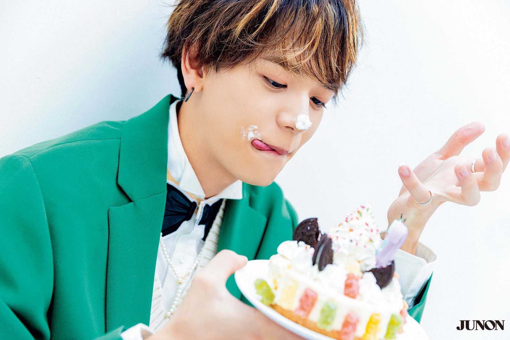 JUNON（ジュノン）編集部 on Twitter: "本日発売 #JUNON 10月号 #中島颯太 の連載 #なるようになったええようになった 今月はパーティをテーマに撮影🎂 8月は中島さん ...