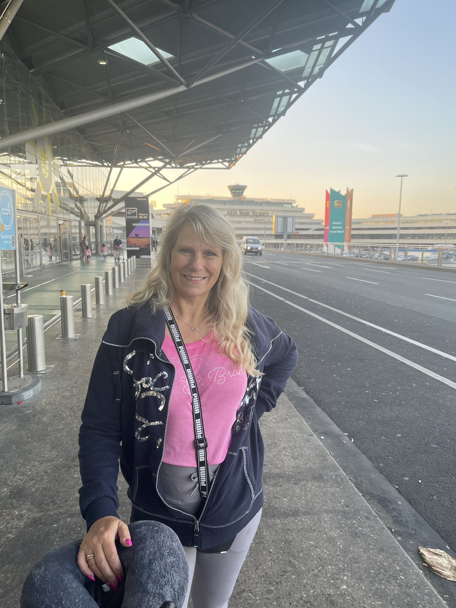 tw-pornstars-sweetsusinrw-twitter-so-gleich-geht-der-flieger-ab