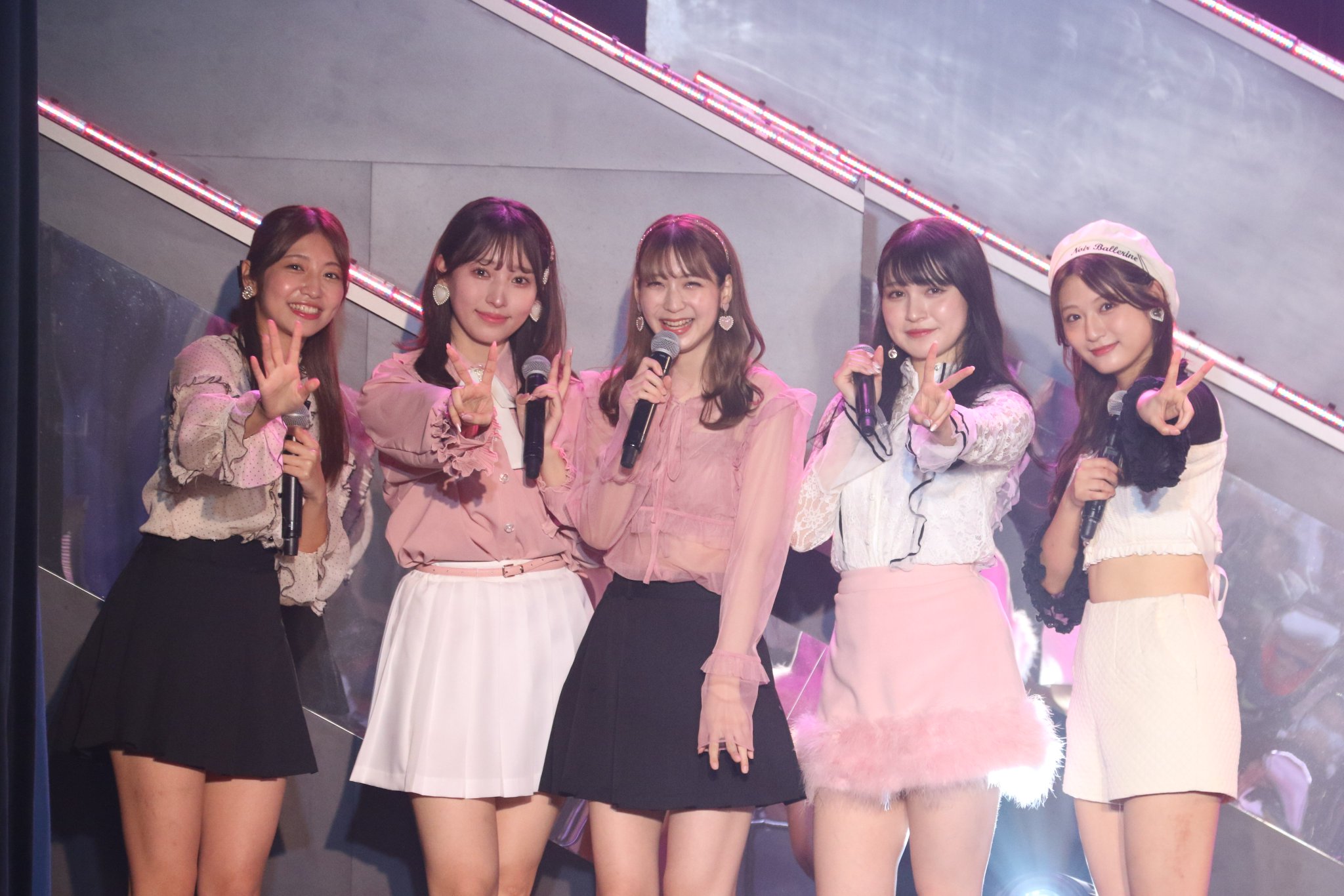 西スポHKT48取材班 on Twitter: "約5年間のシュー大成。お疲れ様でした。ありがとうございました（F）#HKT48 #Chou #Chou会 #山下エミリー #栗原紗英 #松岡 ...