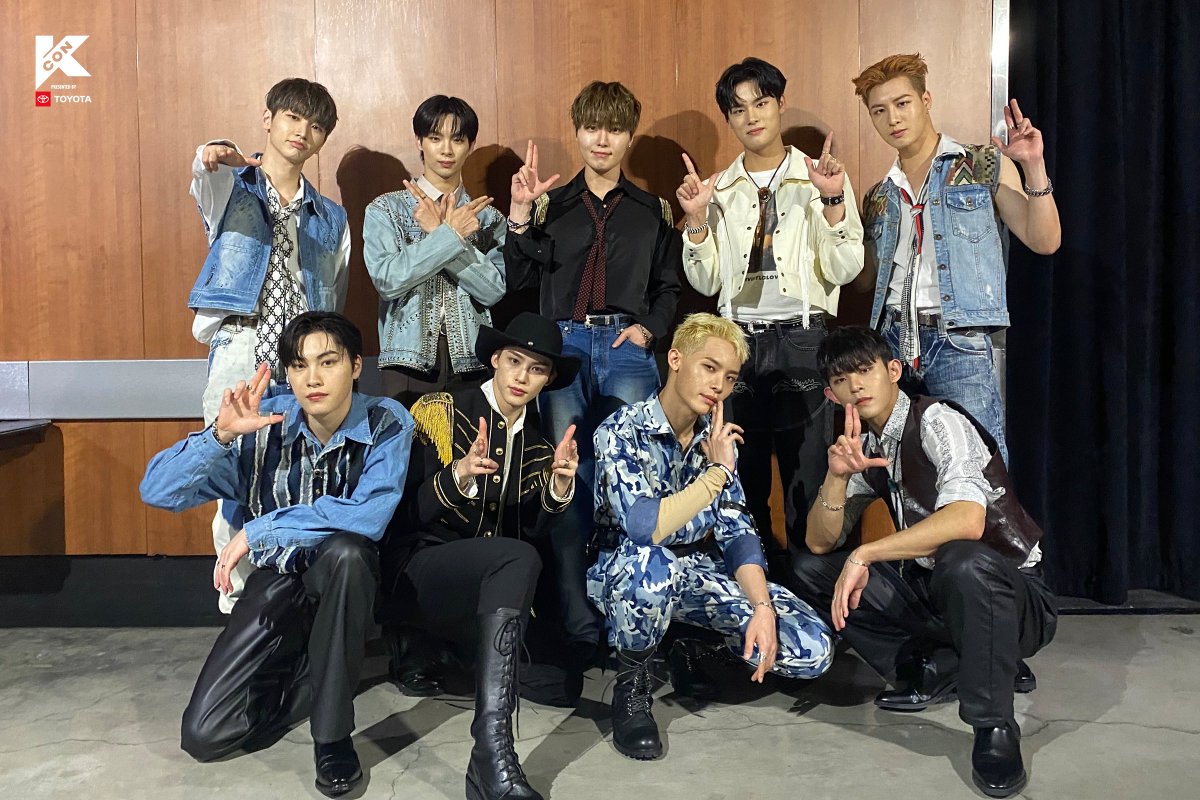 (220822) KCONUSA Twitter Update with TO1 : r/TOgether_TO1